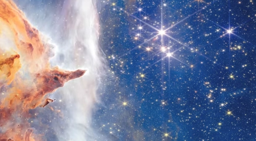 2 Of Earth's Rarest Lightning Phenomena Captured Simultaneously In Once-In-A-Lifetime Photo - 300th